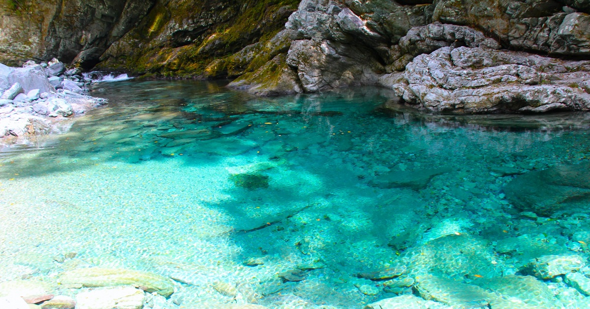 3 Spots Where You Can See “Niyodo Blue” Created By A Miraculous Clear ...